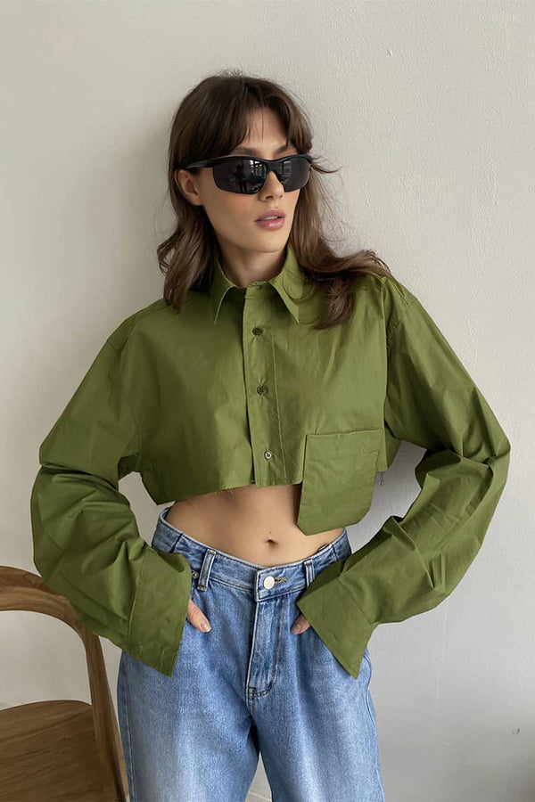 Navel cropped asymmetrical white shirt